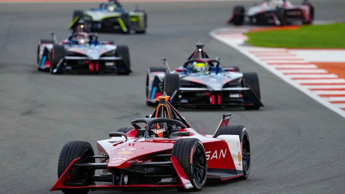 Where to watch Formula E in 2025/26 | Digital TV